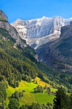 รปภาพJungfrauregion เลอกดภาพถายสตอก เวกเตอร และวดโอ1 971