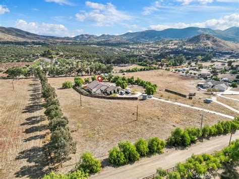 34255 Agua Dulce Canyon Rd Agua Dulce Ca 91390 ®