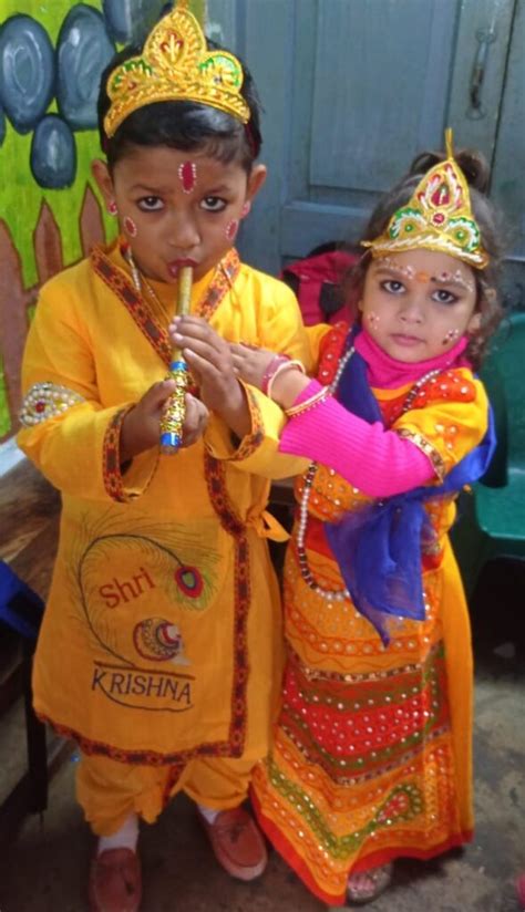 नैनी पब्लिक स्कूल में श्री कृष्ण जन्माष्टमी का किया गया आयोजन स्कूल