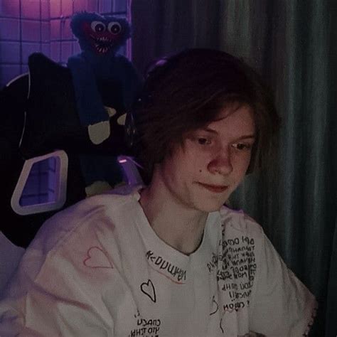 Пин на доске Лов в 2024 г Фанатка Стримеры Картинки