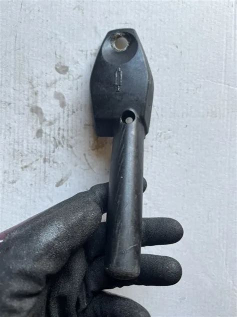 Stihl Hl Km Long Reach Kombi Hedge Cutter Adjusting Handle Adjuster Hl Picclick Uk