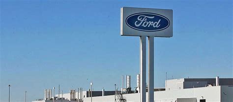 Career Paths At Ford Canada Fordca