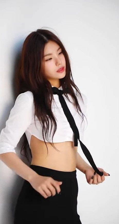 Pin On Itzy Itzy Style Wife