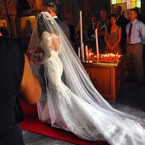 Useful Tips That You Shouldn T Miss If You Want To Wear A Long Wedding