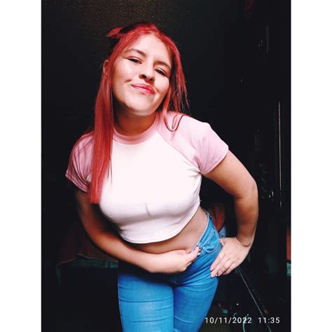 Sophielov主播：免费直播性爱表演和聊天 Stripchat