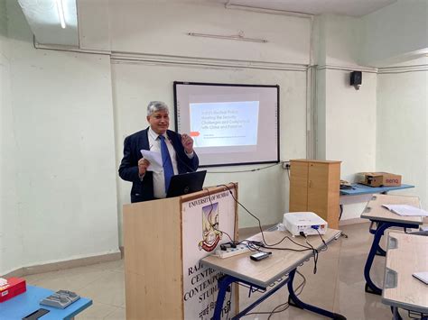 Rajiv Nayan Gives Special Lecture On ‘nuclear Weapons And International