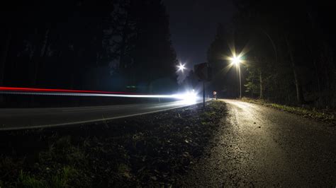 배경 화면 분위기 자동차 조명 노면 아스팔트 전조등 나무 타르 렌즈 플레어 전기 가로등 한밤중 경치 어둠 식물 레인 하늘 구르는