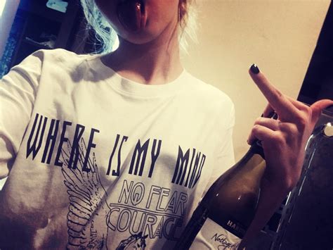 14 летняя дочь олигарха Саркисова состоит в группах смерти