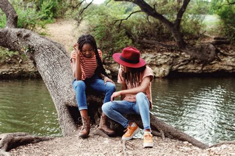11 Lesbian Hiking Groups That Promote Inclusion On The Trail