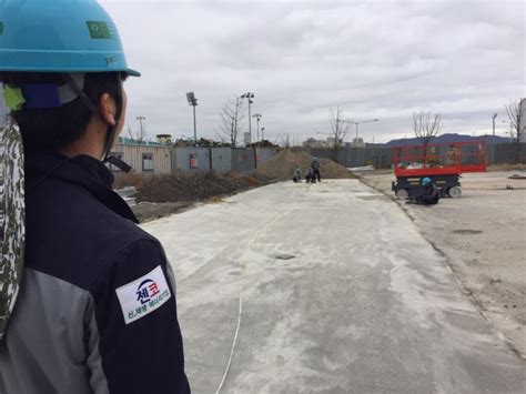이원물산 태양광 발전 수익예상태양광수익이원물산 1000kw 태양광발전소 설치 현장 실사 8주차젠코 태양광 주차장