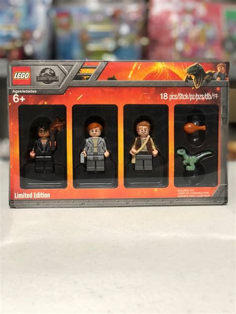 Lego Bricktober Jurassic World Minifigure Collection Hobbies Toys Toys Games On Carousell