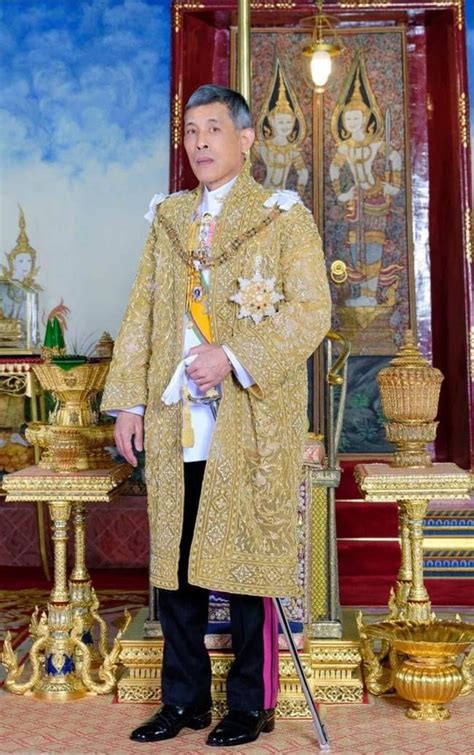 ในหลวงร10 กษัตริย์ ราชวงศ์ ชุด
