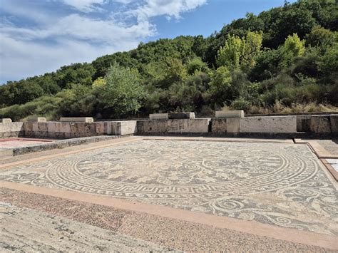 Palace Of Aigai Vergina Macedonian Royal Palace And Archaeological