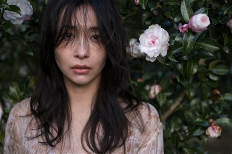 グラビア界のレジェンド・山崎真実の集大成、全身全霊でエロスを表現したラスト写真集が発売 Entame Next アイドル情報総合ニュースサイト