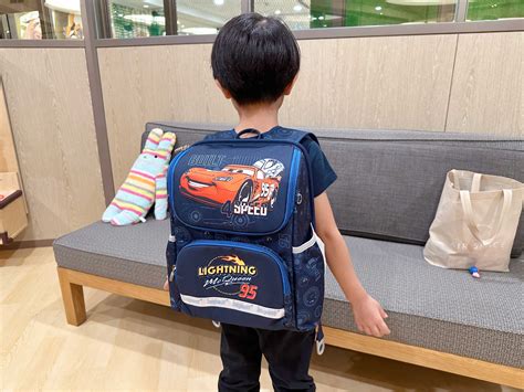 UIUX設計師媽咪推薦 小一新生書包挑選嬌小寶貝背起來輕鬆舒服 BAG TO YOU百達遊