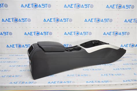 Консоль центральная подлокотник и подстаканники Audi A4 B8 13 16 рест