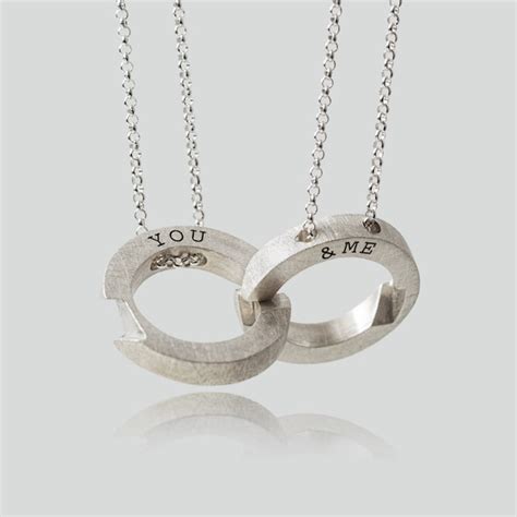 Interlocking Couples Circle Necklace Etsy