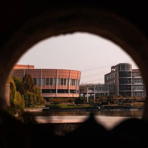 学习强国 云助学丨校园风采中国计量大学光影里的校园 中国计量大学