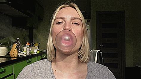 Request I Love Pink Bubble Gum Milora Clips4sale