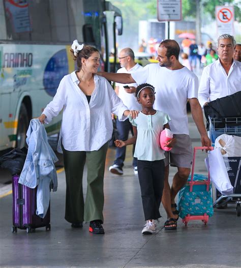 Leandra Leal Surge Completamente Sem Roupa Em Nova Foto