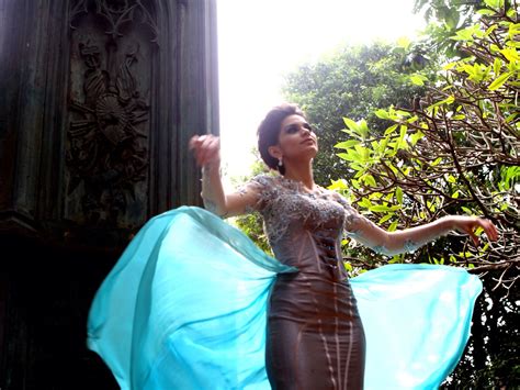 Lubna Ibrahim Dress Dress Fashion Saree