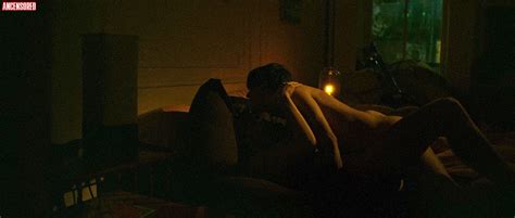 Chloe Levine Nude Pics Page