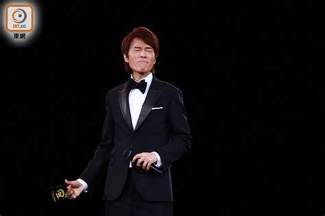 子華最後棟篤笑 含淚送走回水杯贈觀眾｜即時新聞｜繽fun星網｜oncc東網