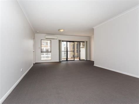 13 2 Stockton Bend Cockburn Central Wa 6164 Apartment For Rent Domain