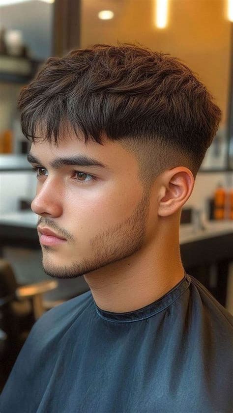 12 Rekomendasi Potongan Rambut Low Fade Cut Pria