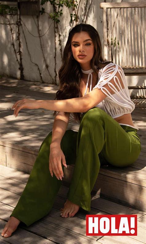 Nadia Ferreira Beauty Queen Businesswoman And Fashion Icon Setting