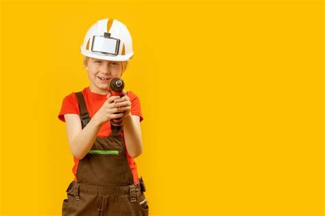 Page 3 Construction Spy Boy Images Free Download On Freepik