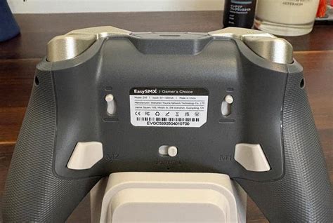 EasySMX D10 Wireless Controller Review Versatile Design Responsive Controls And Cross