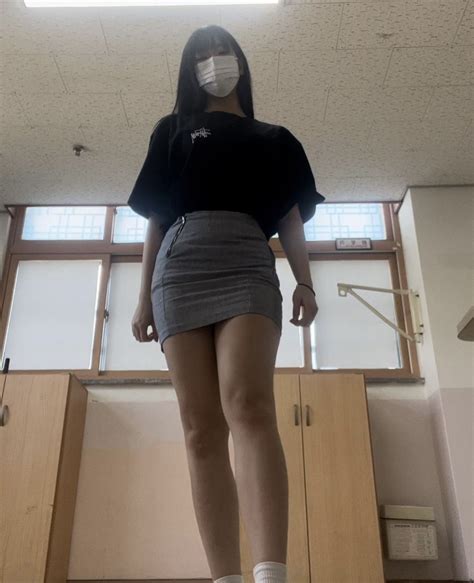 만화에 있는 승환 이님의 핀 2024 청소년 여자 패션 교복 스타일 여자 교복