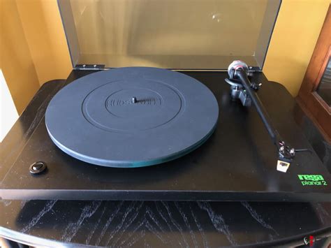 Rega Planar 2 Photo #2648144 - Canuck Audio Mart