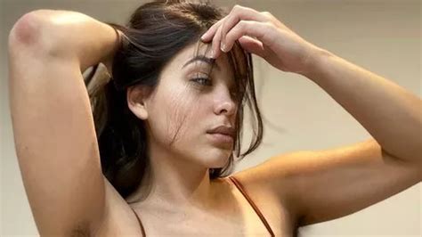 Onlyfans Model Who Shares Her Hairy Armpits Has Made £300000 In Two