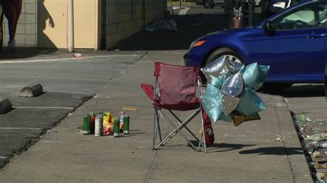 Man 27 Shot And Killed While Working In East Oakland Ktvu Fox 2