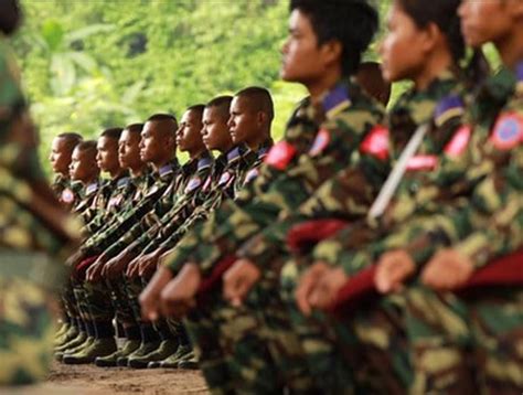 Khit Thit Media မင်းပြားမြို့တွင် စစ်ကောင်စီတပ်ဖွဲ့ဝင်