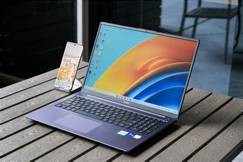 全新华为matebook D 16首发评测：完美的大屏轻薄办公本？凤凰网视频凤凰网