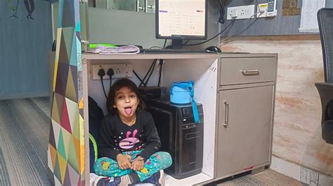 Dishu Table Ke Niche Kya Kar Rahi Hai Youtube