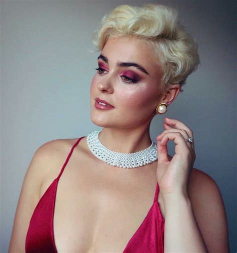 Pin On Stefania Ferrario