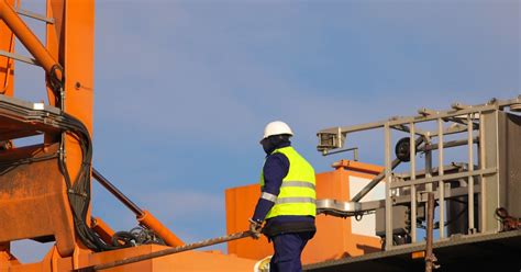 “건설노조 불법행위 근절… 안전에 최우선”