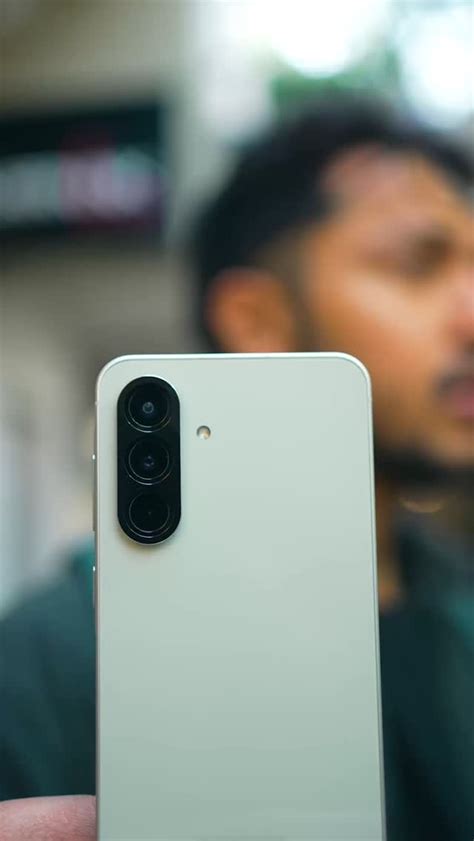 Your Phone Needs This Camera This Camera Can Turn Any Budget Phone Into