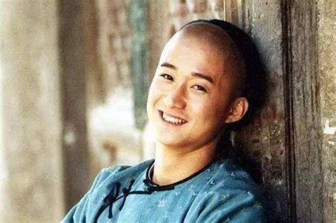 吴京大儿子叫吴所谓，本以为够随便，听完二儿子名，网友：服了名字孩子父母