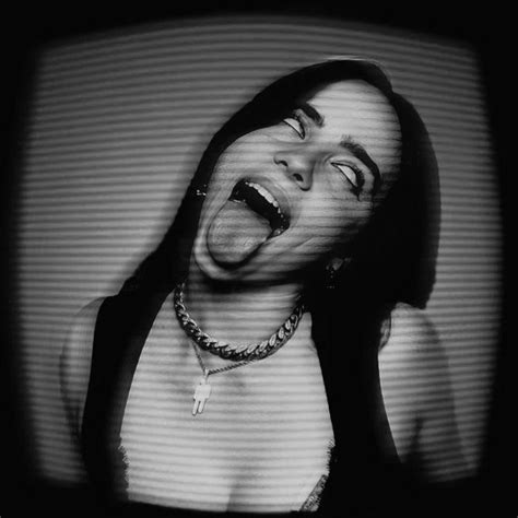 Billie Eillish In Black And White Billie Billie Eilish Black And White