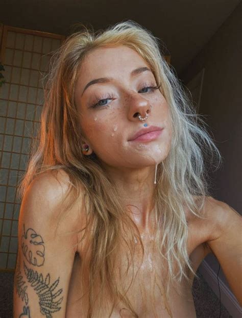 Perfect Blond Showing Off Her Facial Twoliplover