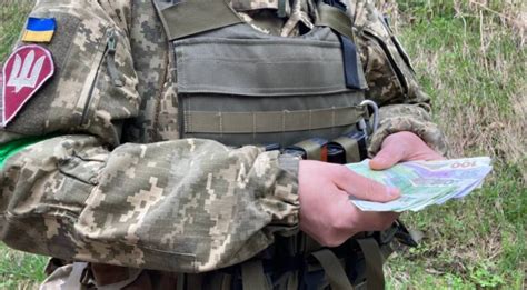 Грошове забезпечення військових у 2023 році повний перелік виплат