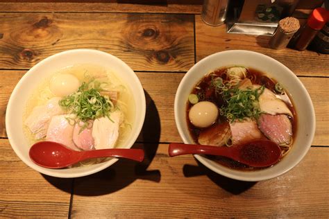 新宿鶏出汁香る軍鶏塩スープが身体に染み渡る麺屋 翔 本店ふた旅