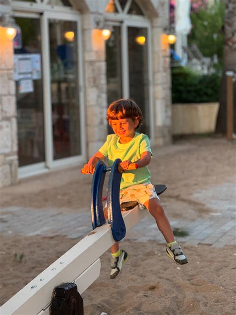 Nini Kharashvili Added A New Photo — At Nini Kharashvili