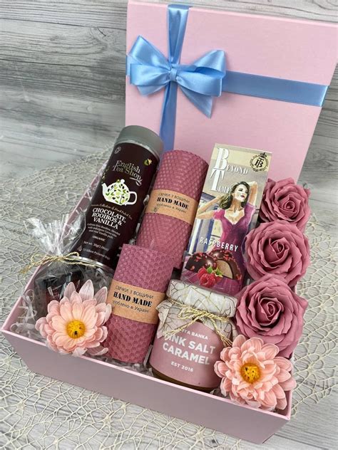 Подарунковий набір Raspberry подарунок на день народження дружині дівчині подрузі сестрі