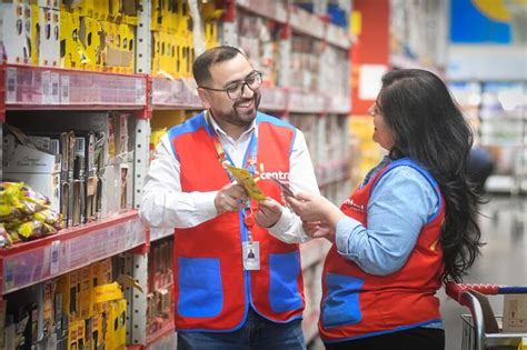 Partió En El área De Carnicería Y Hoy Es Gerente De Supermercado Aquí